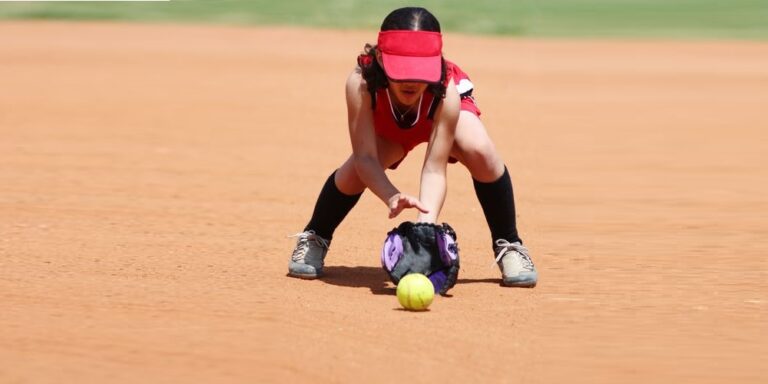 Softball Ground Ball Fielding Checklist - Softball Tutor