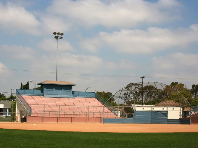 Softball Tagging - Softball Tutor